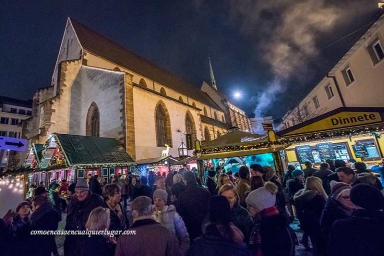 Mercadillo de navidad en Basilea, uno de los más grandes.